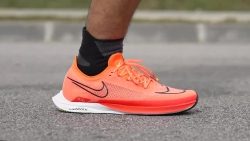 Cut in half: Nike ZoomX Streakfly Review | RunRepeat
