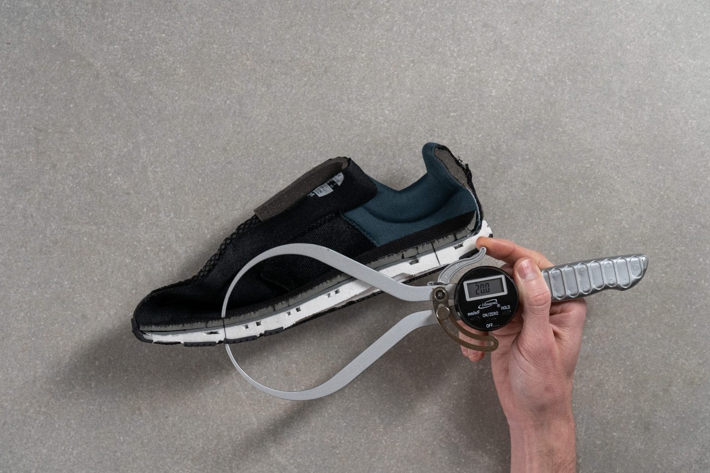 Cut in half: Altra Solstice XT 2 Review (2024) | RunRepeat