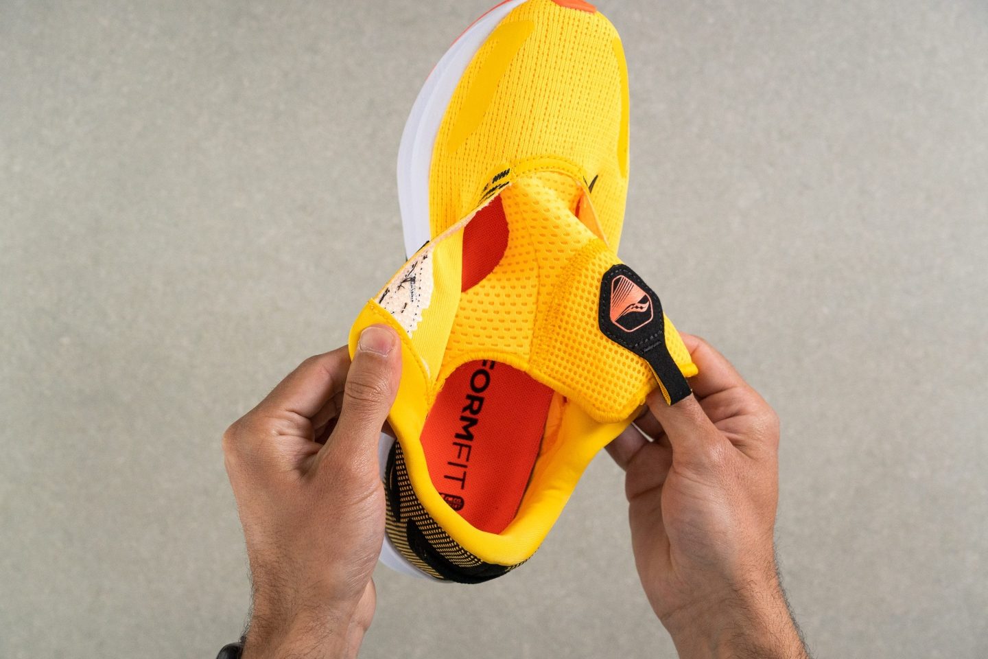 Cut in half: Saucony Axon 2 Review | RunRepeat