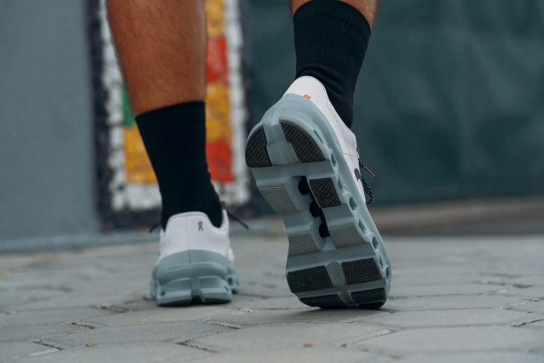 Cut in half: On Cloudmonster Review | RunRepeat