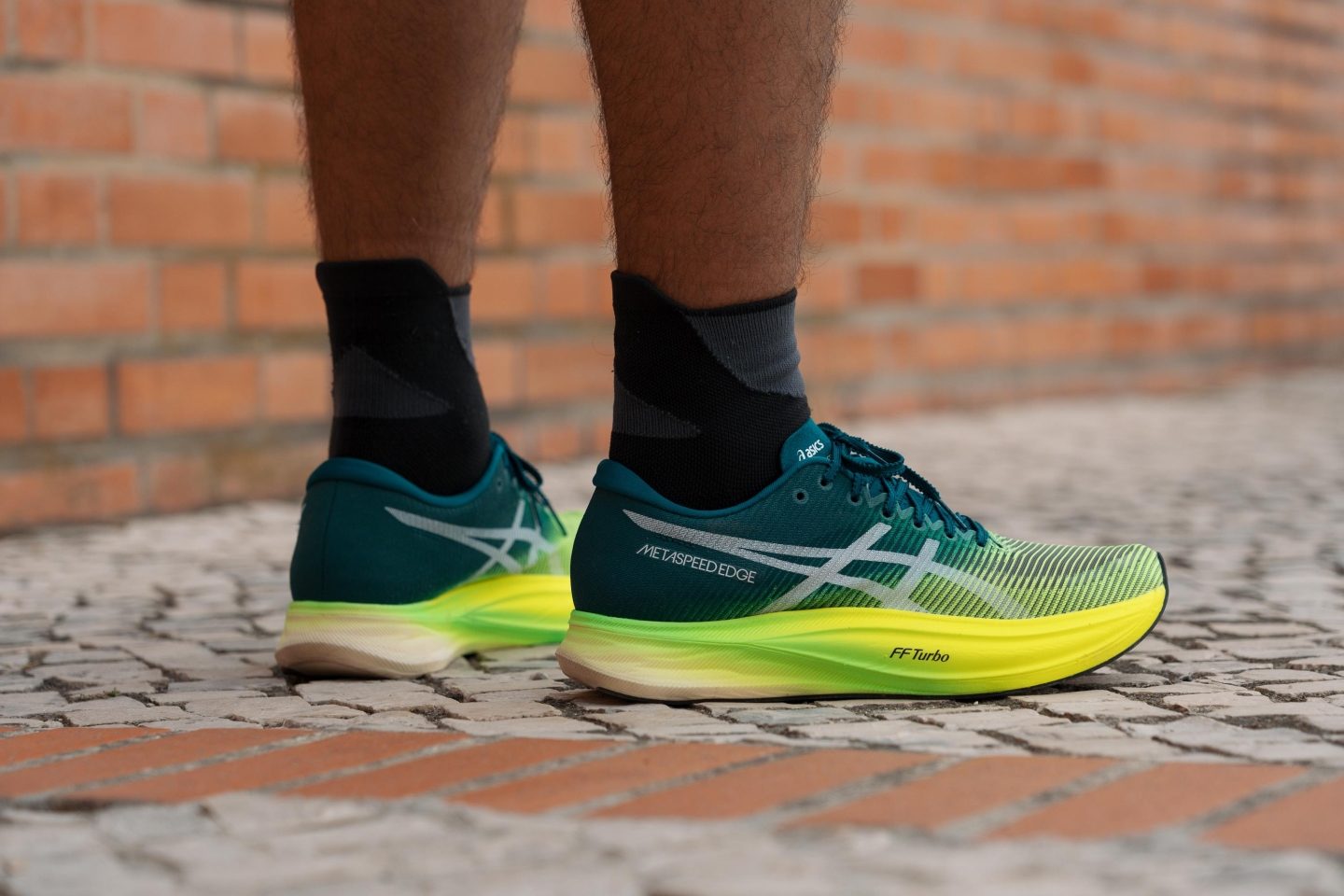 Cut in half: ASICS Metaspeed Edge+ Review | RunRepeat