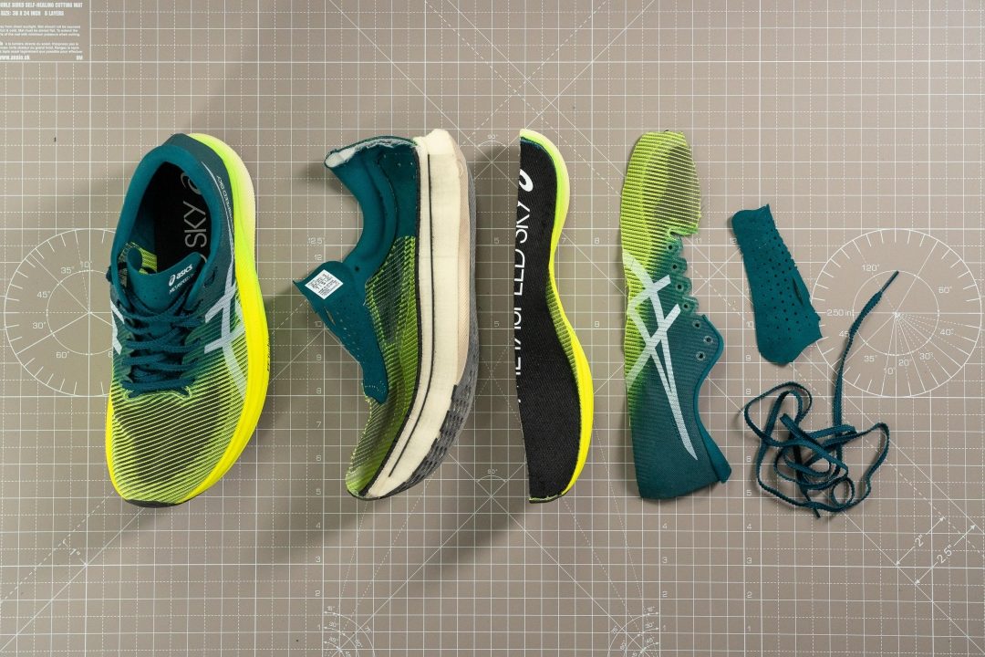 Cut in half: ASICS Metaspeed Sky+ Review | RunRepeat