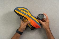 Cut in half: ASICS Novablast 3 Review | RunRepeat