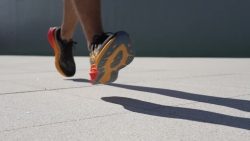 Cut in half: ASICS Novablast 3 Review | RunRepeat