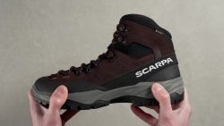 Cut in half: Scarpa Boreas GTX Review | RunRepeat