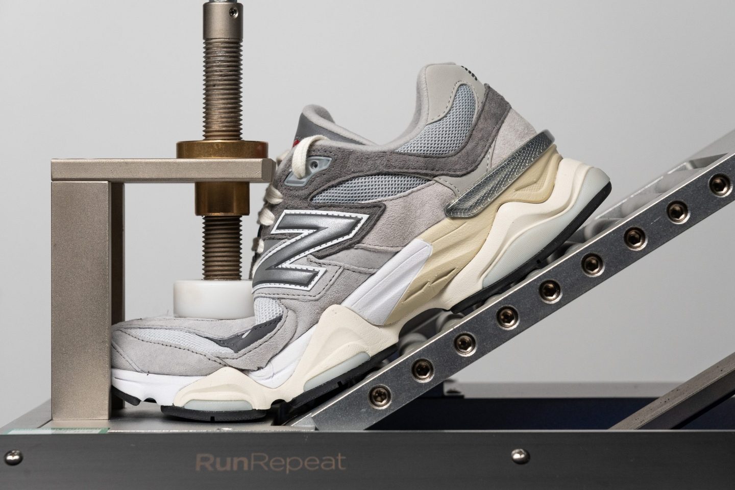 Cut in half: New Balance 9060 Review | RunRepeat