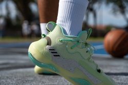 Cut in half: Adidas Harden Stepback 3 Review | RunRepeat