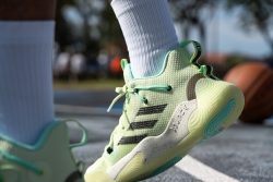 Cut in half: Adidas Harden Stepback 3 Review | RunRepeat