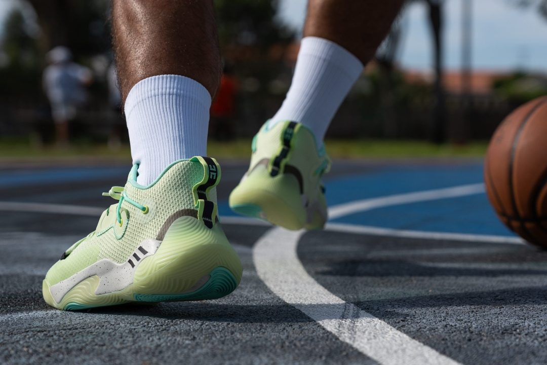 Cut in half: Adidas Harden Stepback 3 Review | RunRepeat