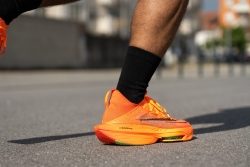 Cut in half: Nike Alphafly 2 Review | RunRepeat