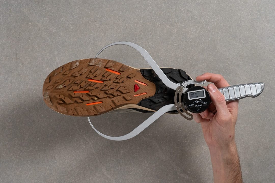 Cut in half: Salomon Outpulse Review | RunRepeat