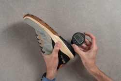 Cut in half: Salomon Outpulse Review | RunRepeat