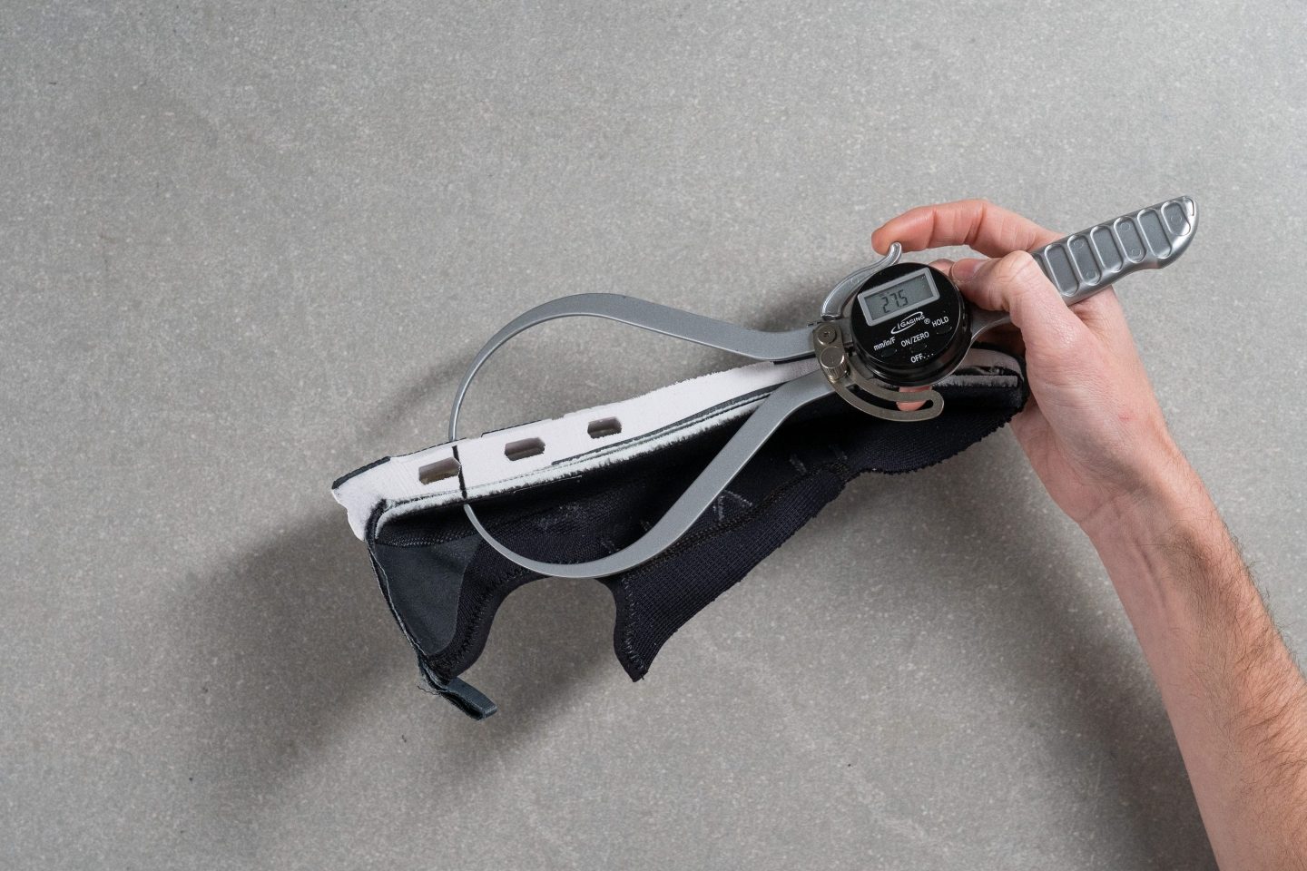 Cut in half: On Cloudeasy Review | RunRepeat