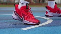 Cut in half: Nike Cosmic Unity 2 Review | RunRepeat