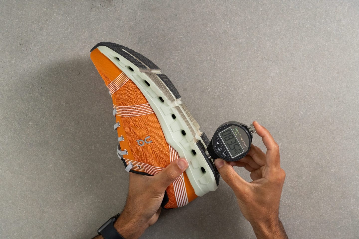 Cut in half: On Cloudgo Review | RunRepeat