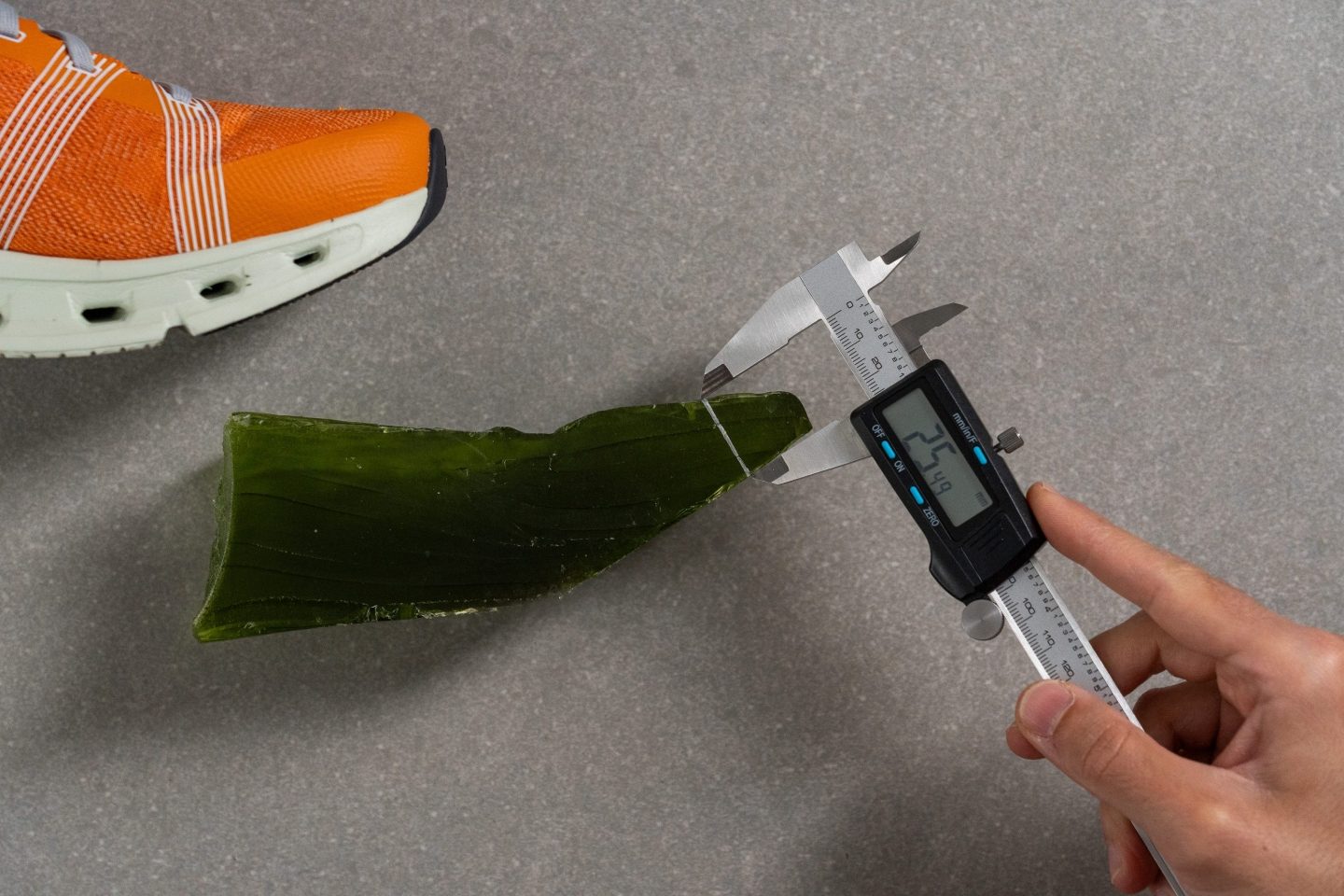 Cut in half: On Cloudgo Review | RunRepeat