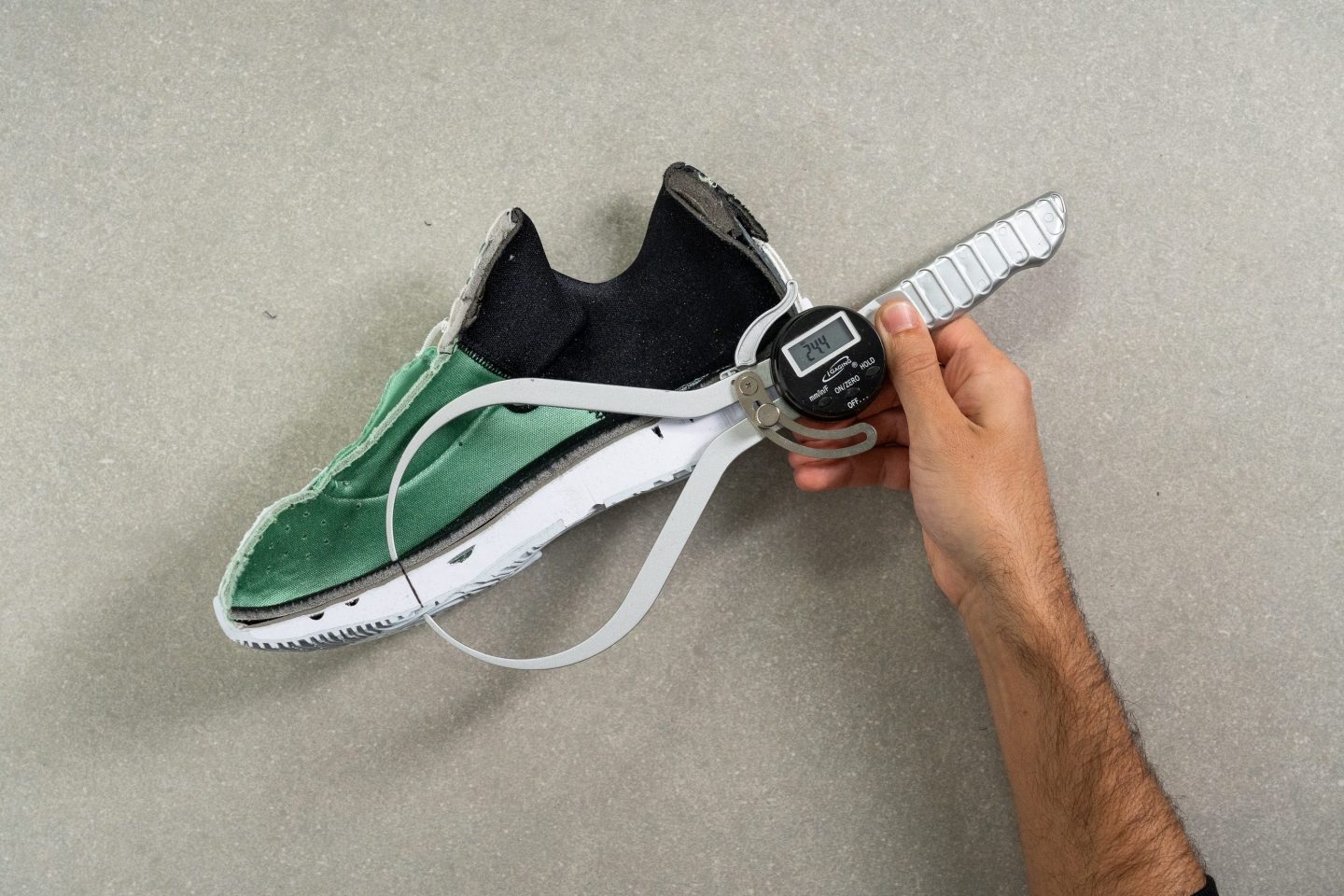 Cut in half: Nike Zoom Freak 4 Review | RunRepeat