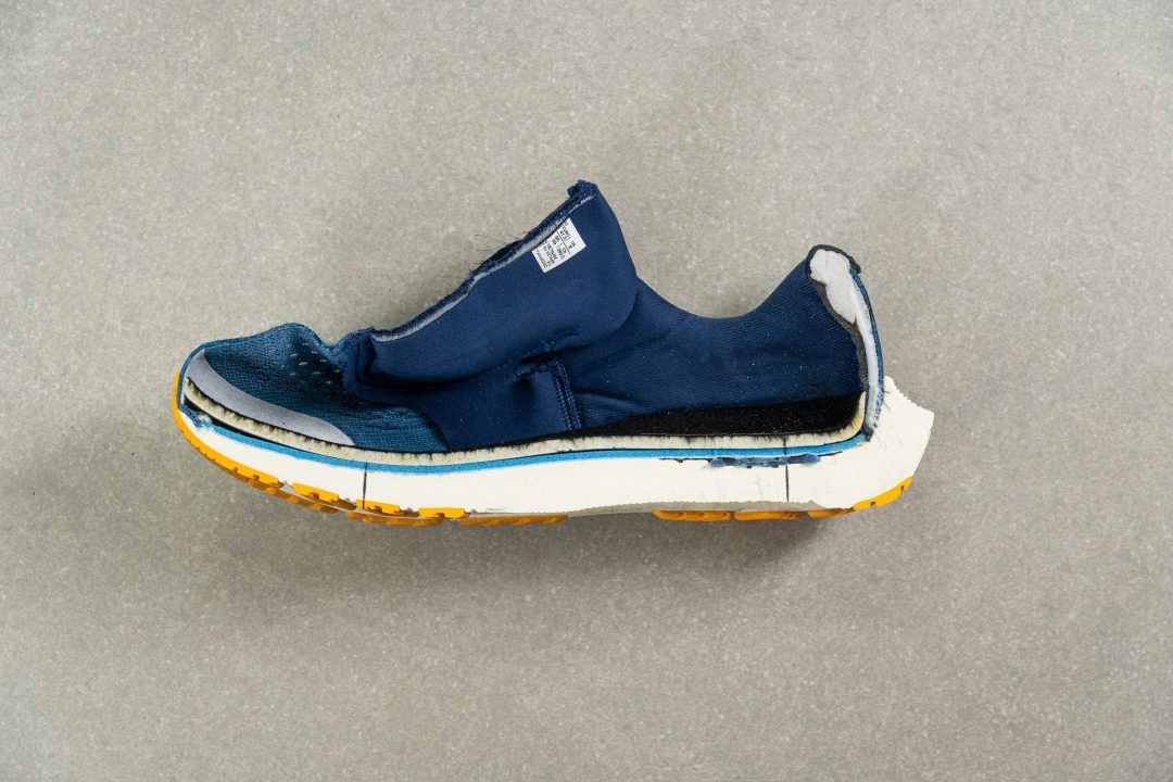 Cut in half: ASICS Gel Kayano Lite 3 Review | RunRepeat