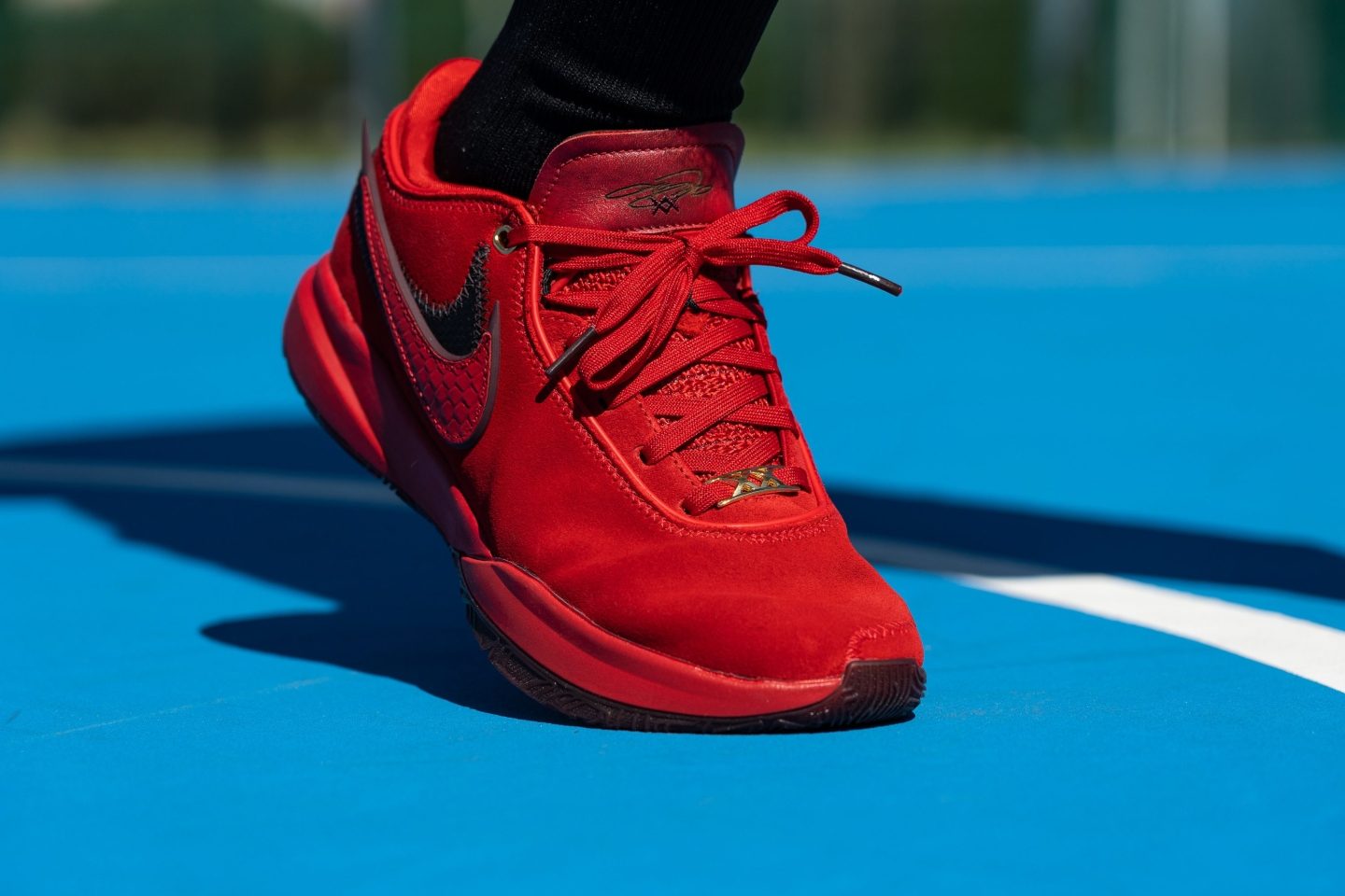 Cut in half: Nike Lebron 20 Review | RunRepeat