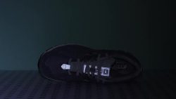 Cut in half: New Balance 1906R Review | RunRepeat