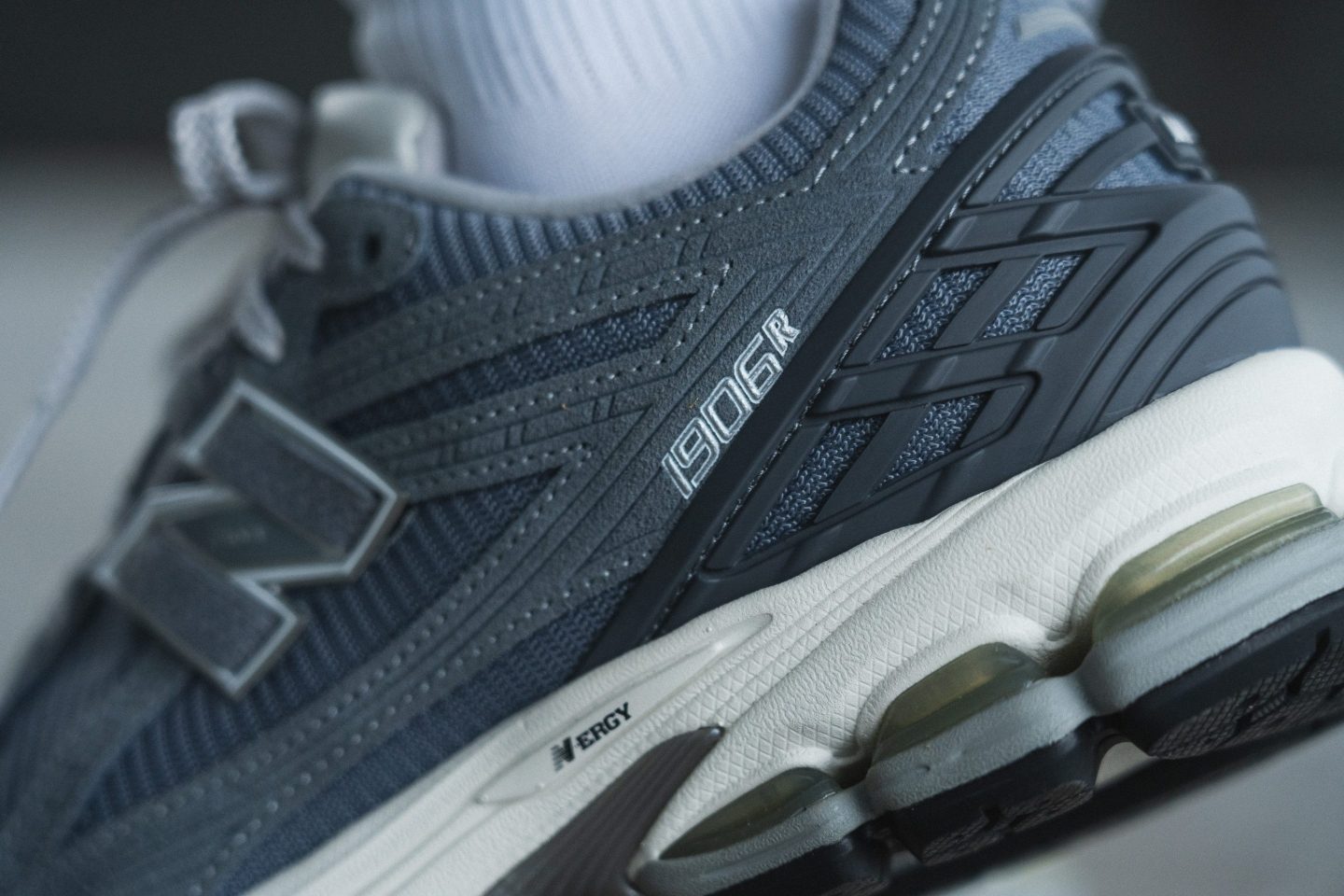 Cut in half: New Balance 1906R Review (2024) | RunRepeat