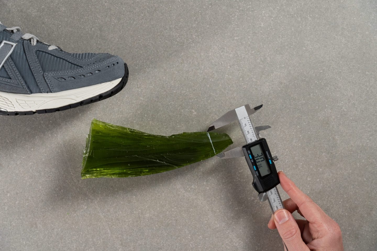 Cut in half: New Balance 1906R Review | RunRepeat