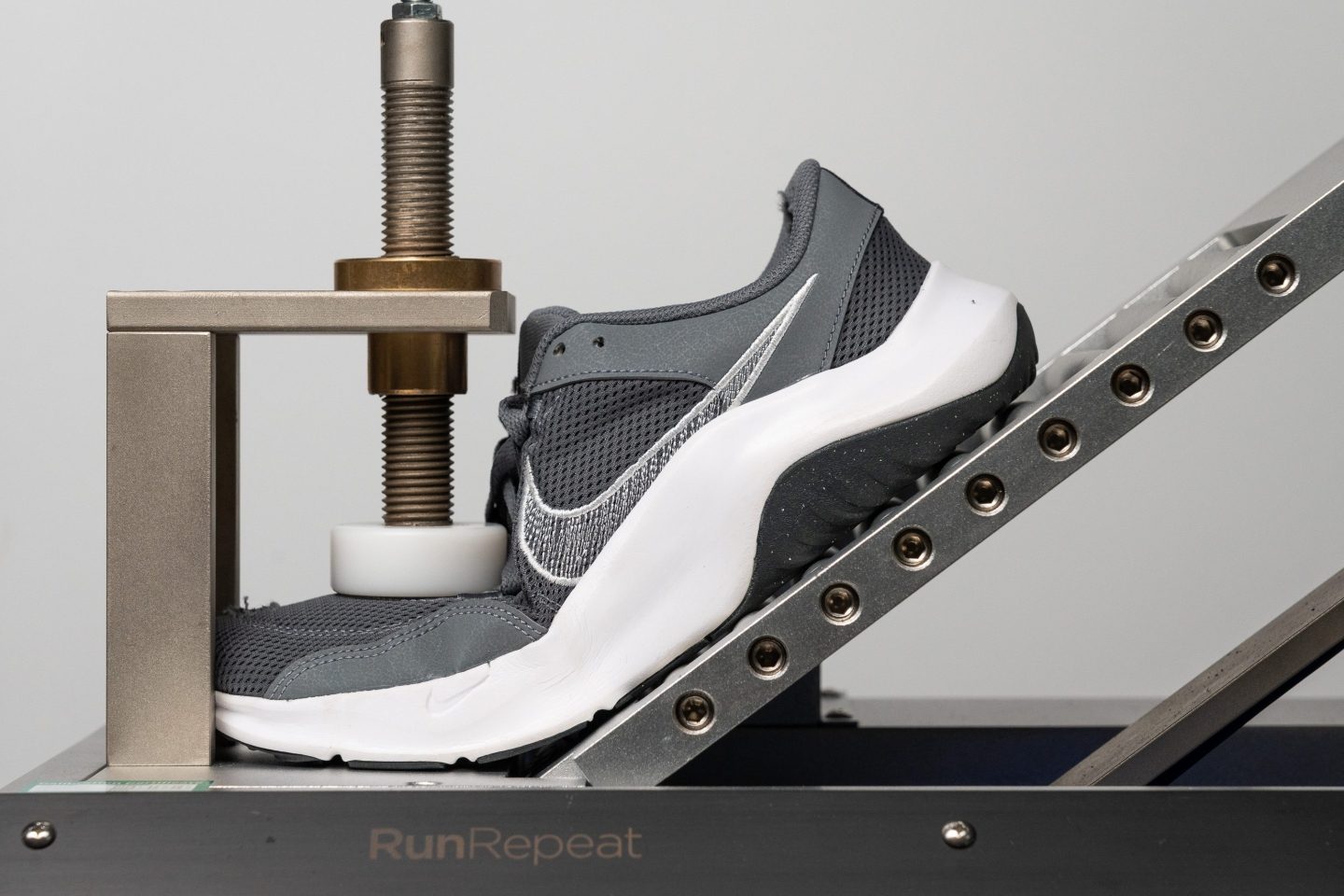 Cut in half: Nike Legend Essential 3 Review | RunRepeat