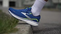 Cut in half: Brooks Ghost 15 Review | RunRepeat