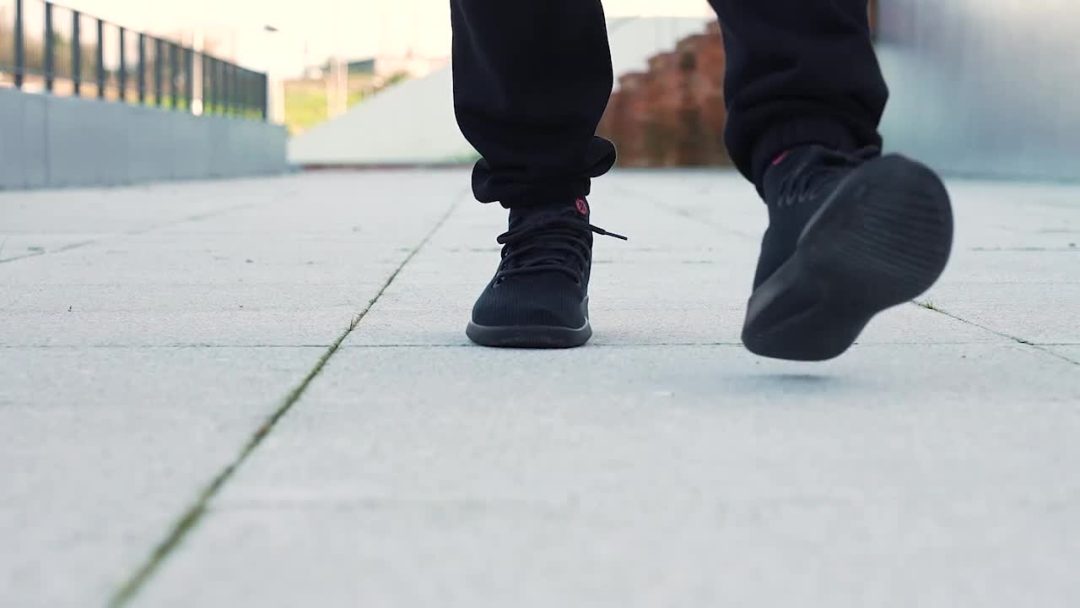 5 Best Travel Shoes in 2023 | RunRepeat