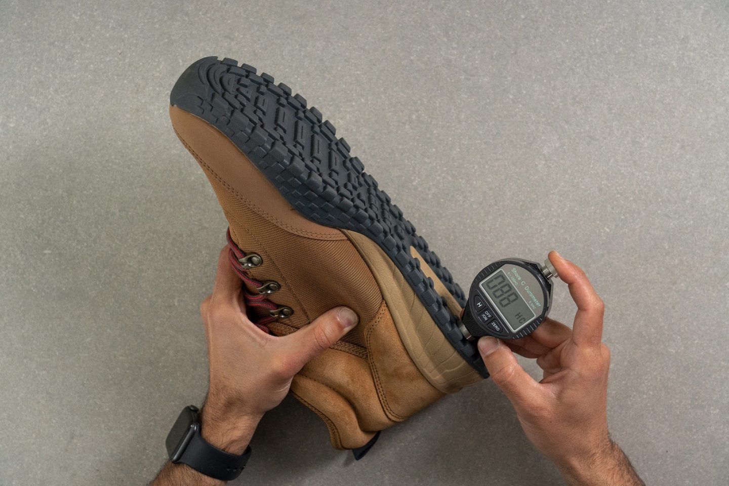 Cut in half: Columbia Fairbanks Mid Review | RunRepeat