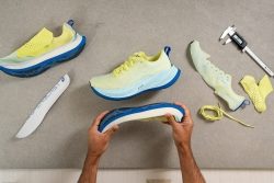 Cut in half: ASICS Superblast Review | RunRepeat