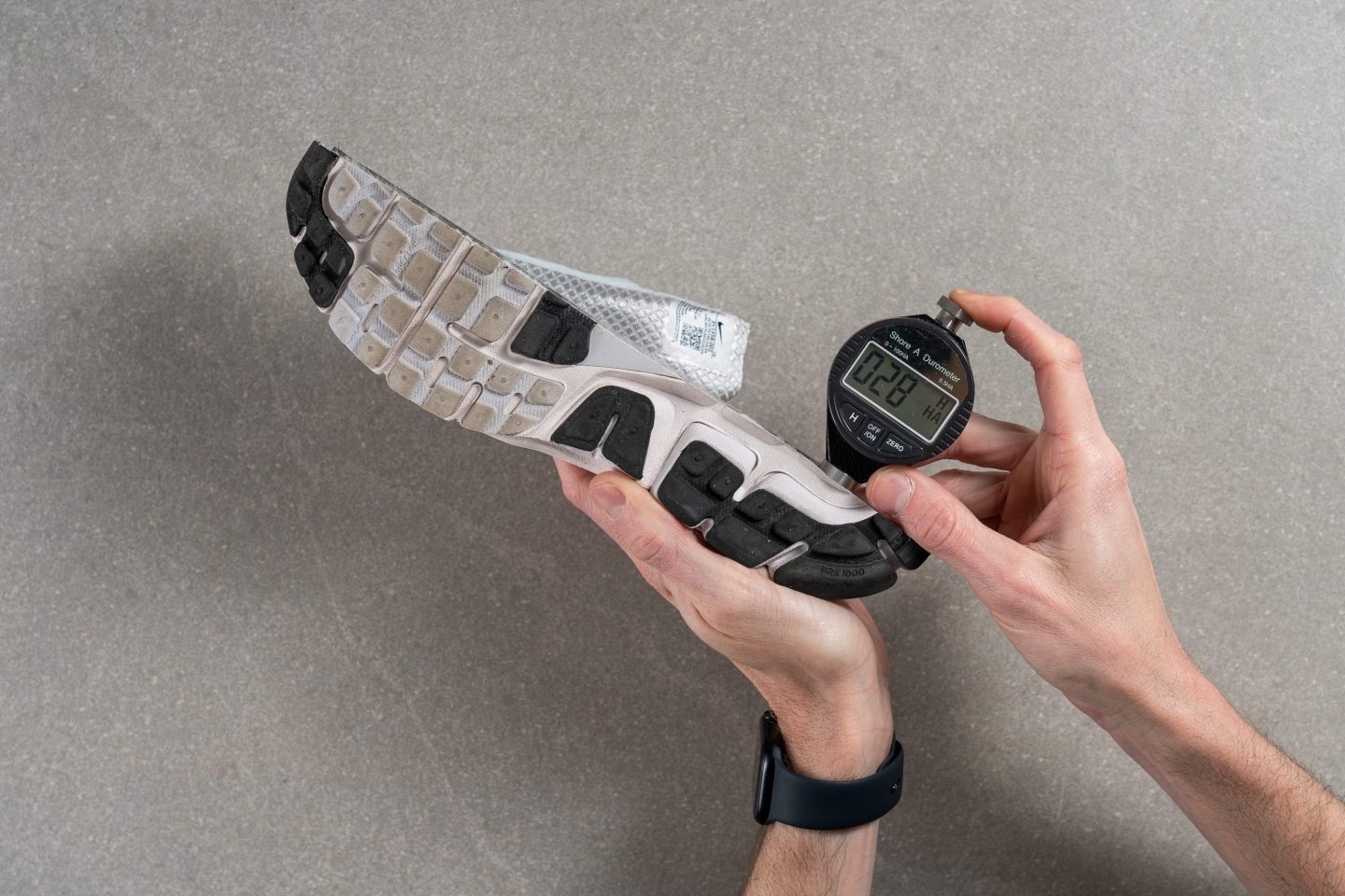 Cut in half: Nike Zoom Vomero 5 Review (2024) | RunRepeat