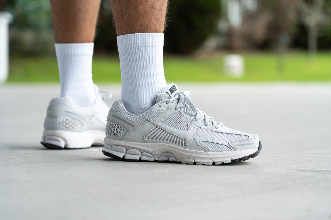 Cut in half: Nike Zoom Vomero 5 Review | RunRepeat