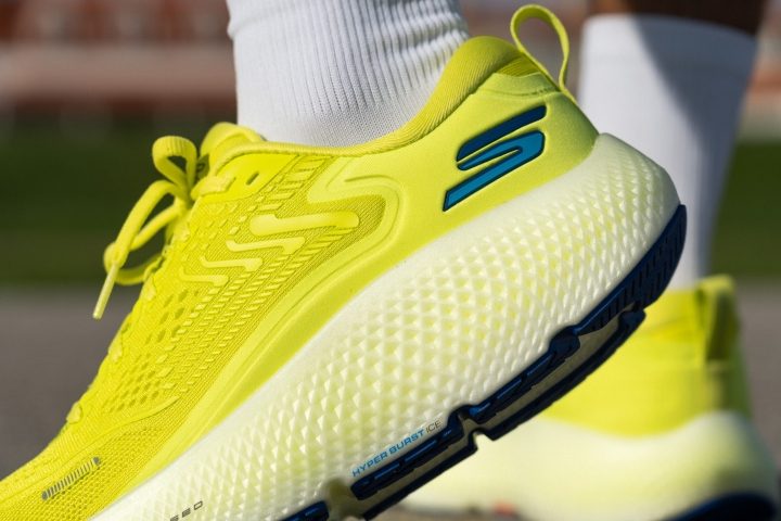 Cut in half: Skechers GO RUN Max Road 6 Review | RunRepeat