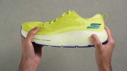Cut in half: Skechers GO RUN Max Road 6 Review | RunRepeat