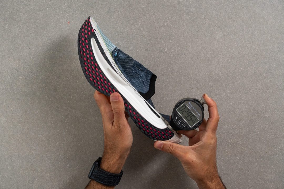 Cut in half: Mizuno Wave Rebellion Pro Review | RunRepeat