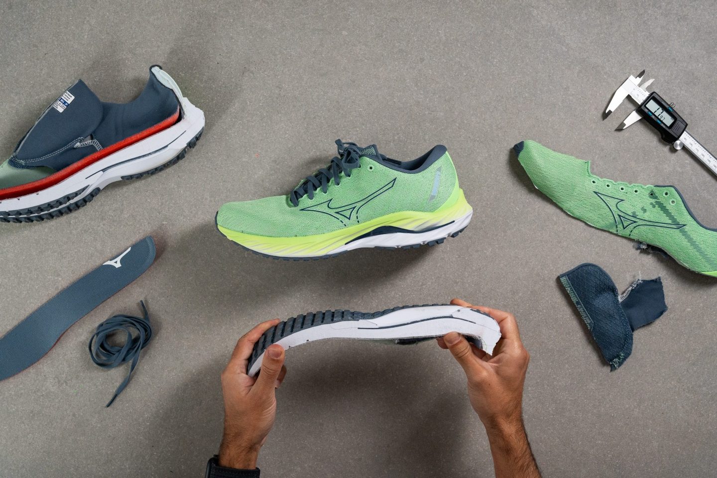 Cut in half: Mizuno Wave Inspire 19 Review | RunRepeat