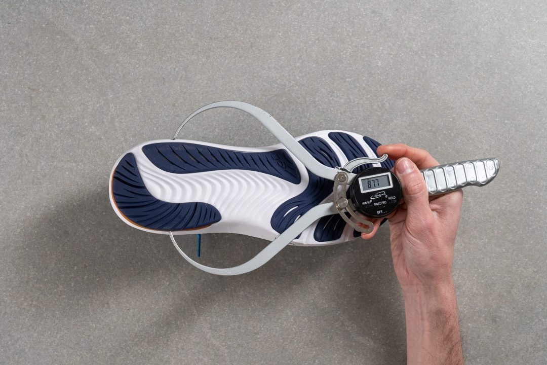 Cut in half: ASICS Gel Pulse 14 Review | RunRepeat