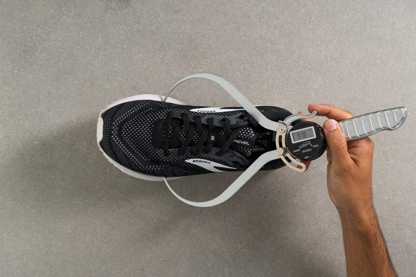Cut in half: Brooks Revel 6 Review | RunRepeat