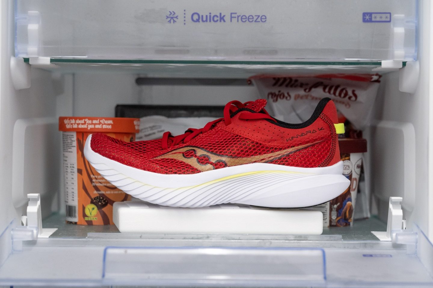 Cut in half: Saucony Kinvara 14 Review | RunRepeat