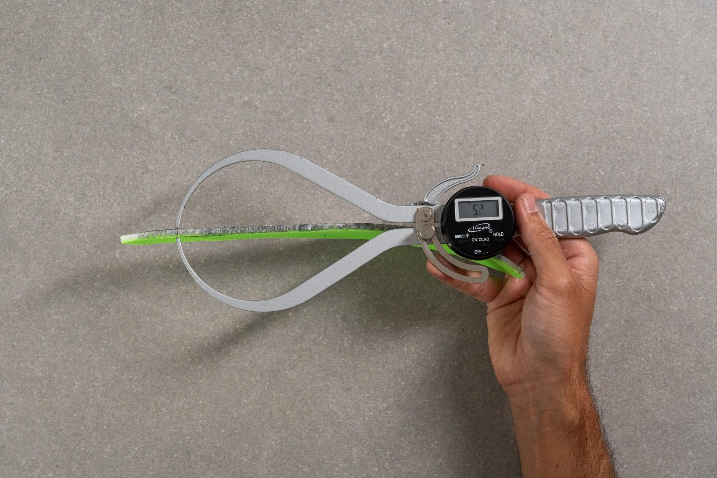 Cut in half: Saucony Endorphin Elite Review | RunRepeat