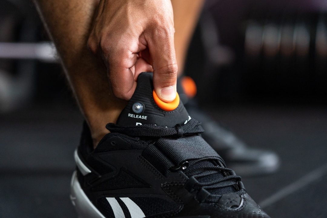 Cut in half: Reebok Legacy Lifter III Review | RunRepeat