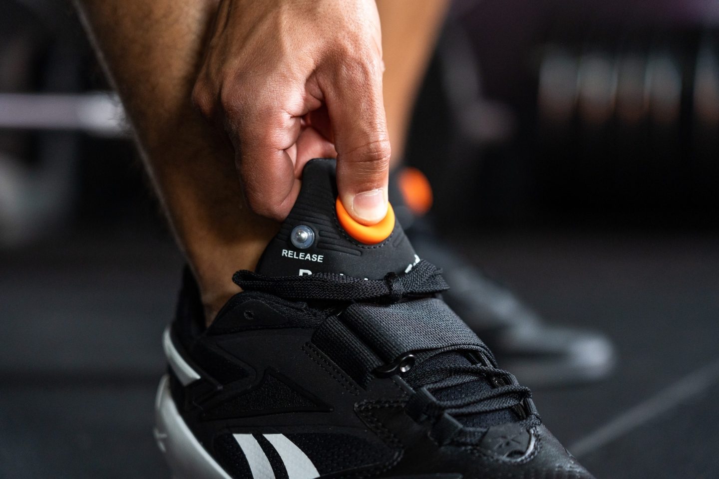 Cut in half: Reebok Legacy Lifter III Review | RunRepeat