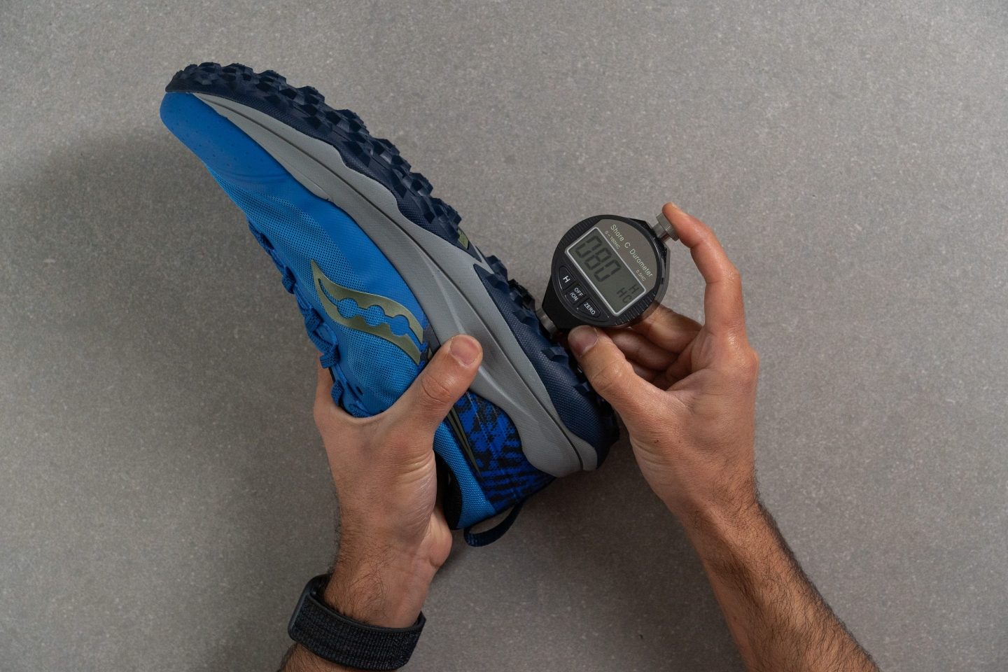 Cut in half: Saucony Xodus Ultra 2 Review (2024) | RunRepeat
