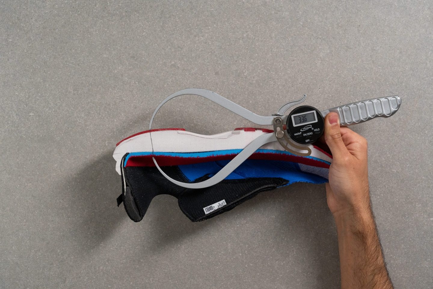 Cut in half: Saucony Axon 3 Review (2024) | RunRepeat