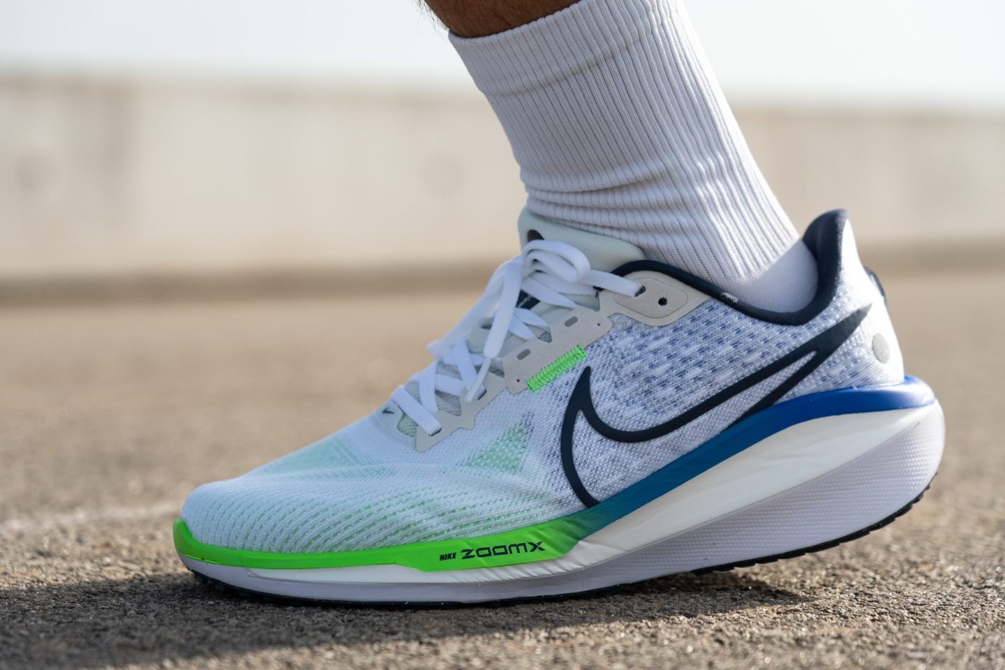 Cortadas por la mitad: Análisis y review de las Nike Vomero 17 (2024) | RunRepeat