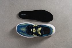 Cut in half: Salomon Aero Glide Review | RunRepeat