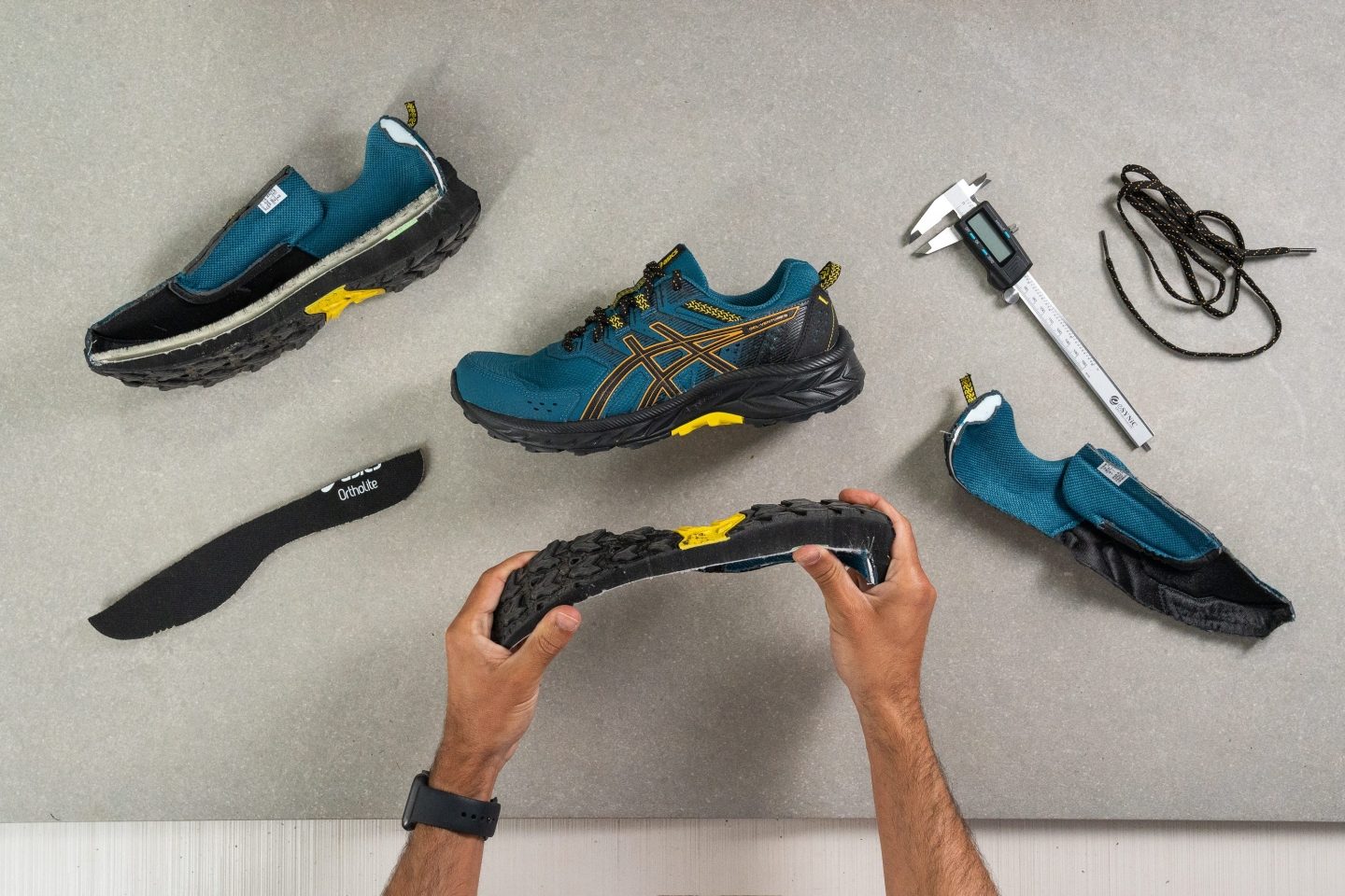 Cut in half: ASICS Gel Venture 9 Review | RunRepeat