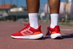 Cut in half: Adidas Ultrabounce Review | RunRepeat