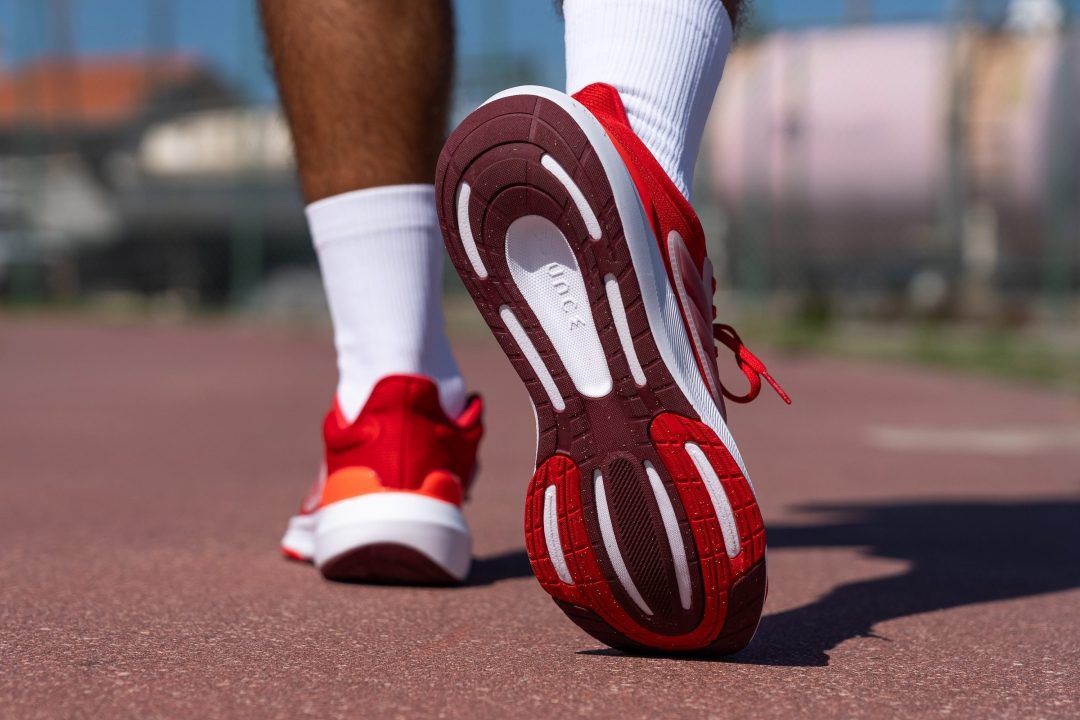 Cut in half: Adidas Ultrabounce Review | RunRepeat